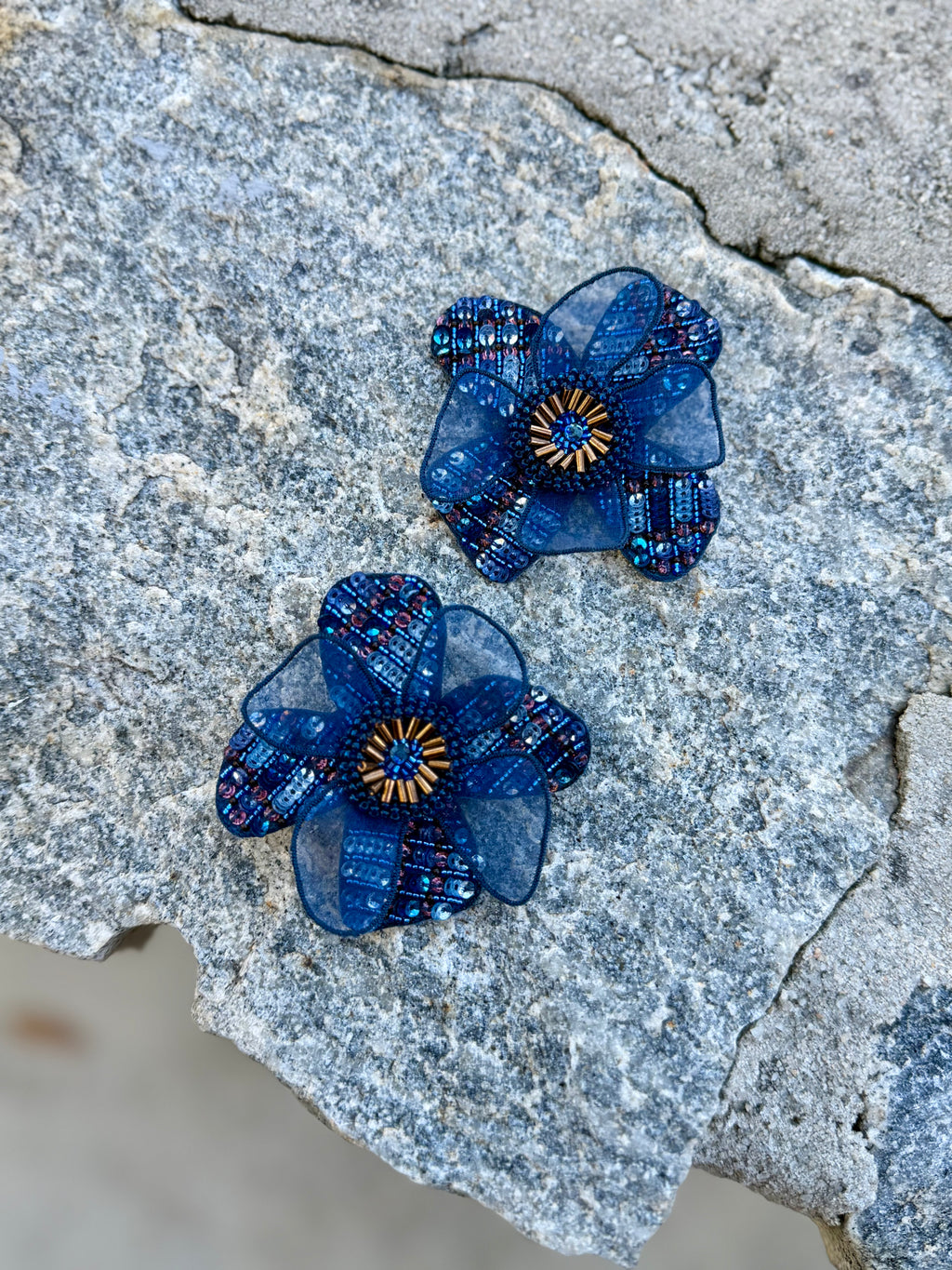 Mignonne Gavigan Rheiza Earrings in Navy – Poppy's of Atlanta