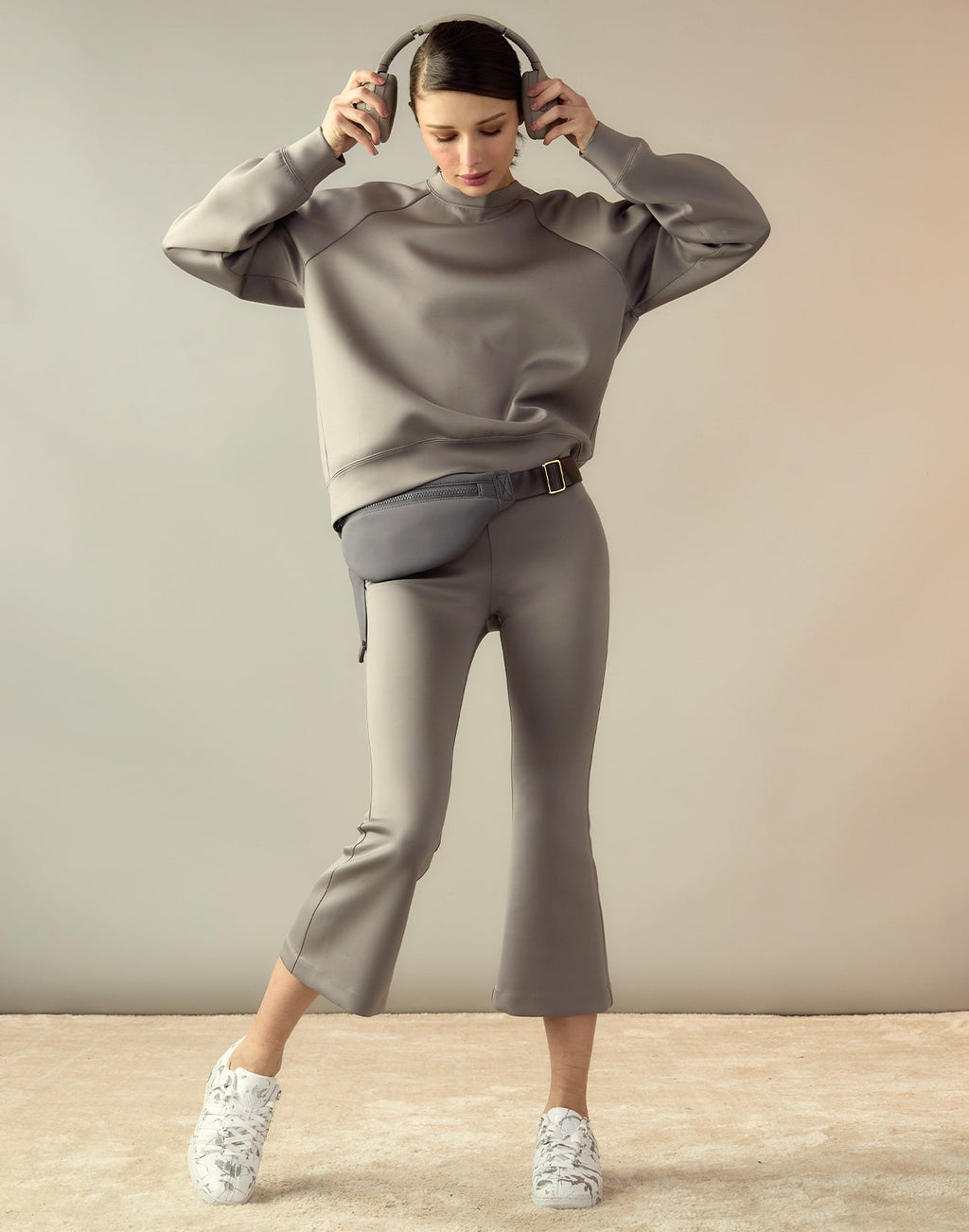 Cynthia Rowley Bonded Active Crop Flare Pant in Grey – Poppy's of Atlanta