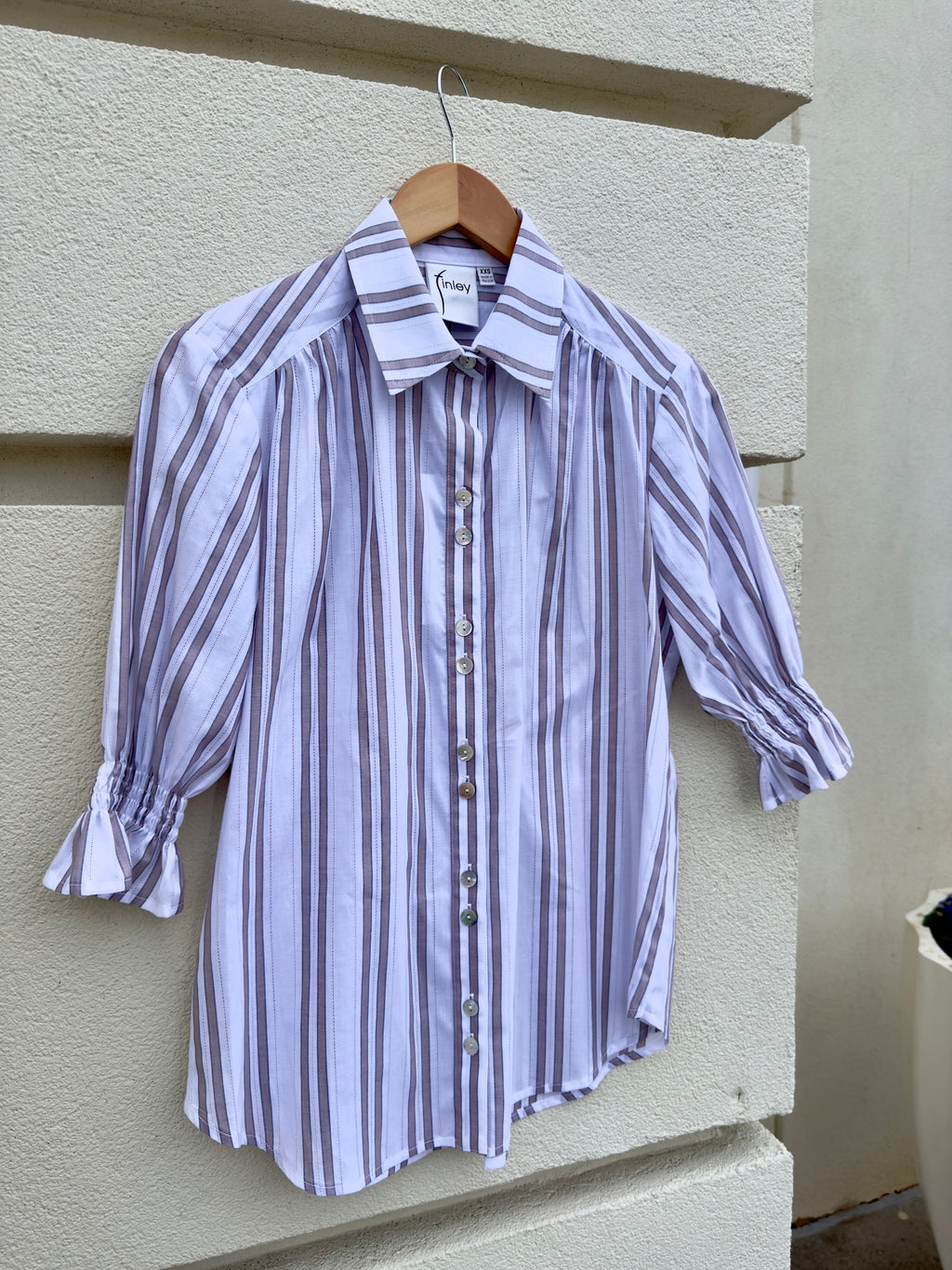 Finley Sirena Blouse in White/Tan – Poppy's of Atlanta